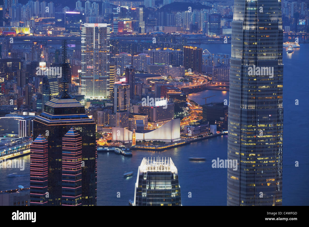 View of The Center and IFC 1 and 2 skyscrapers with Kowloon in the ...