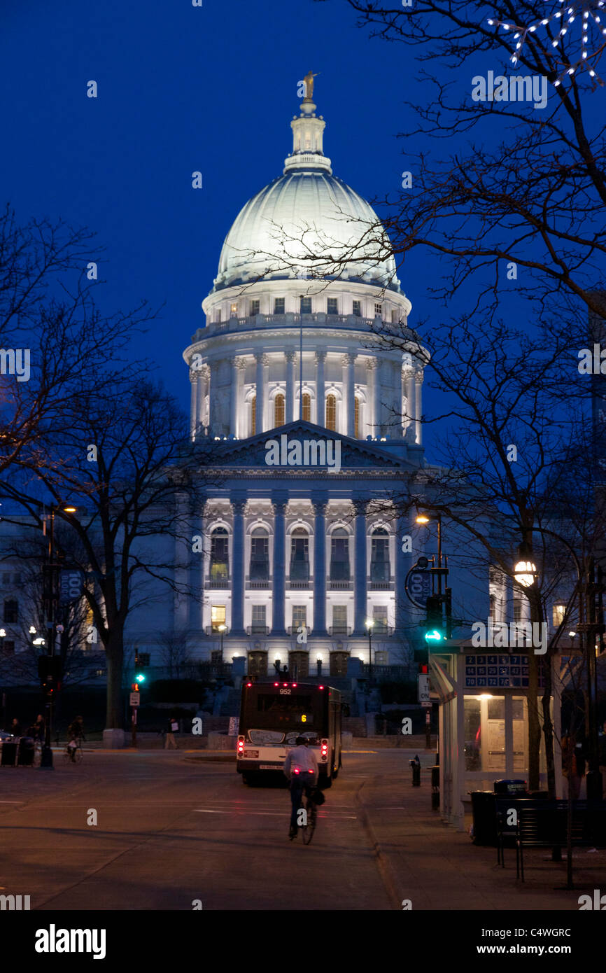 Wisconsin State Capitol building at twilight. Madison, Wisconsin Stock ...