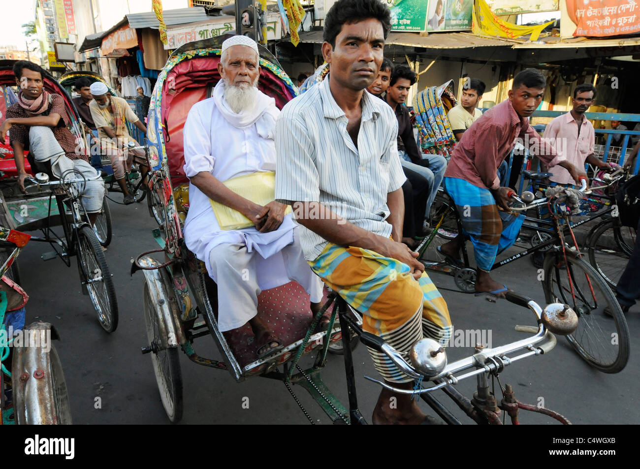 Dhaka rickshaw hi-res stock photography and images - Alamy