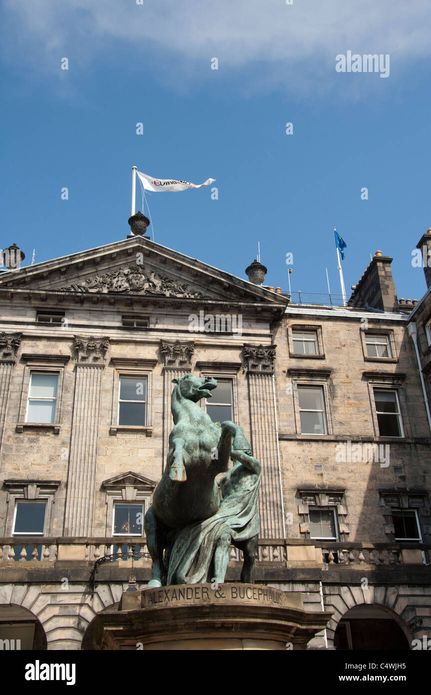 Historical edinburgh 1700s hi-res stock photography and images - Alamy