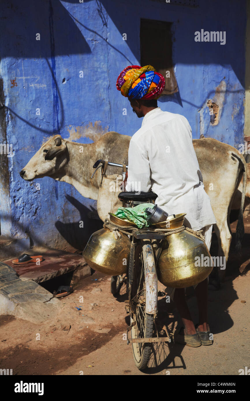 Indian milkman hi-res stock photography and images - Alamy