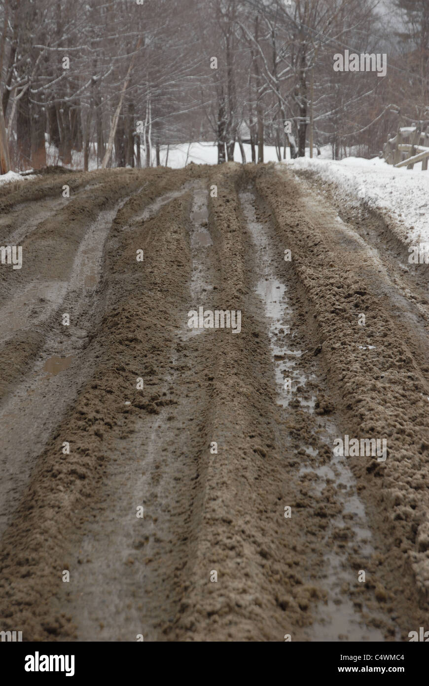 Mud ruts hi-res stock photography and images - Alamy