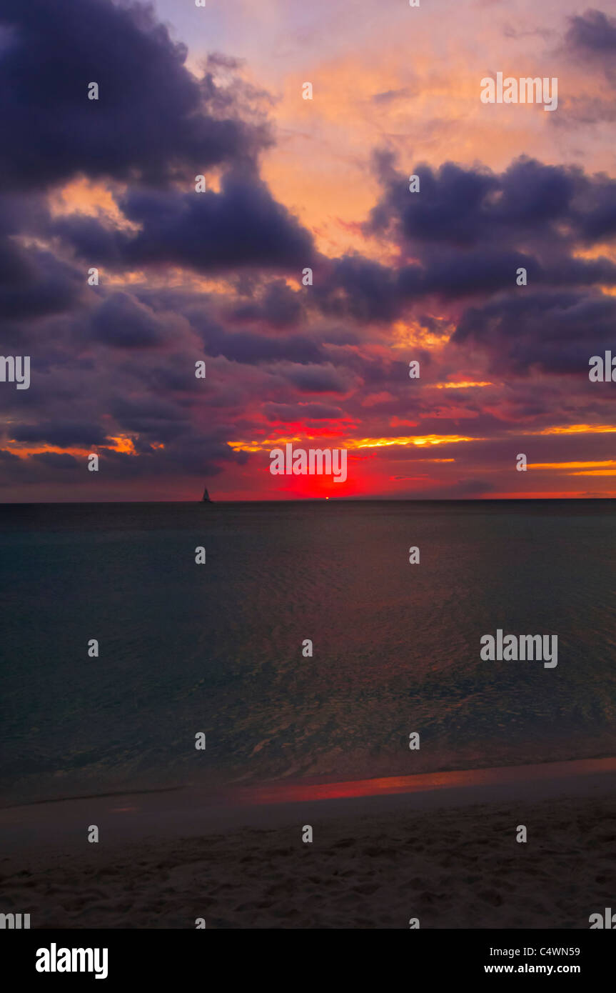 Aruba,sea at sunset Stock Photo - Alamy