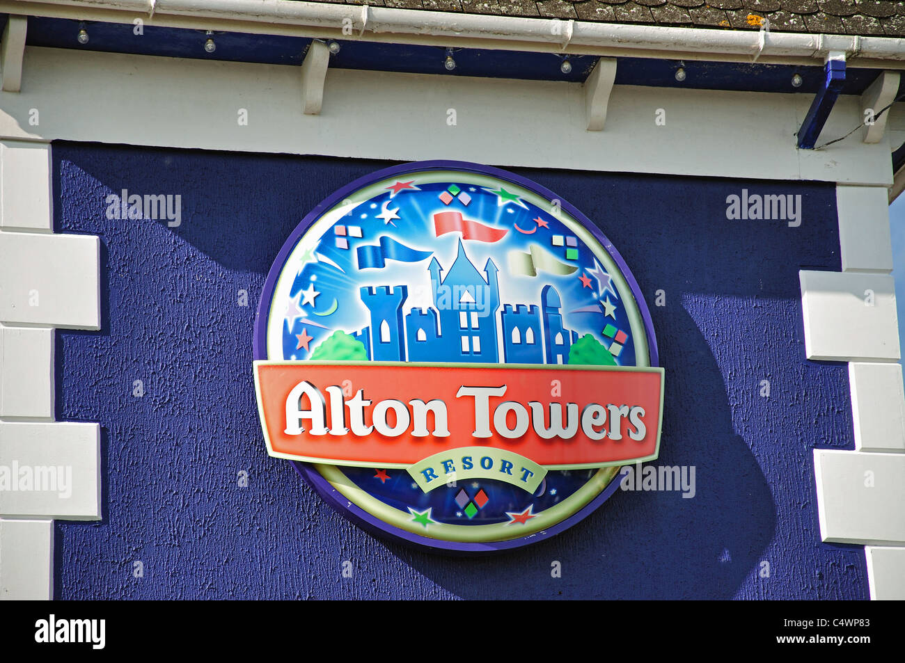Alton Towers logo on tower, Alton Towers Theme Park, Alton ...