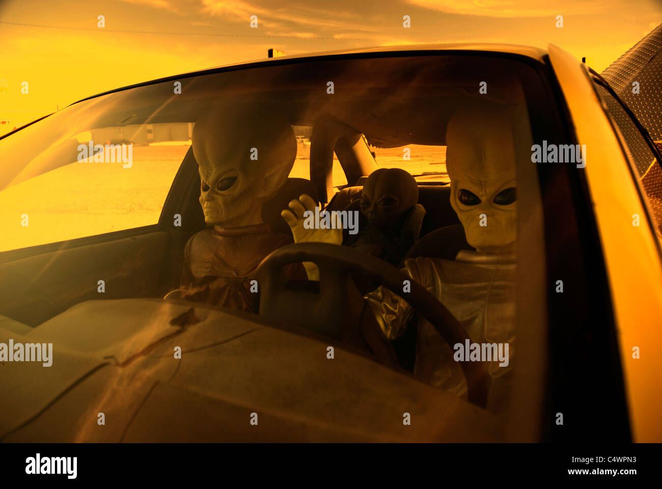 Creepy aliens hi-res stock photography and images - Alamy