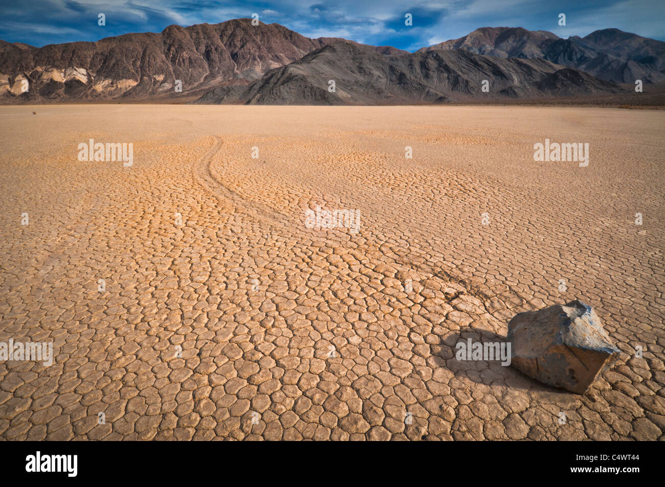 Death valley landscape hi-res stock photography and images - Alamy
