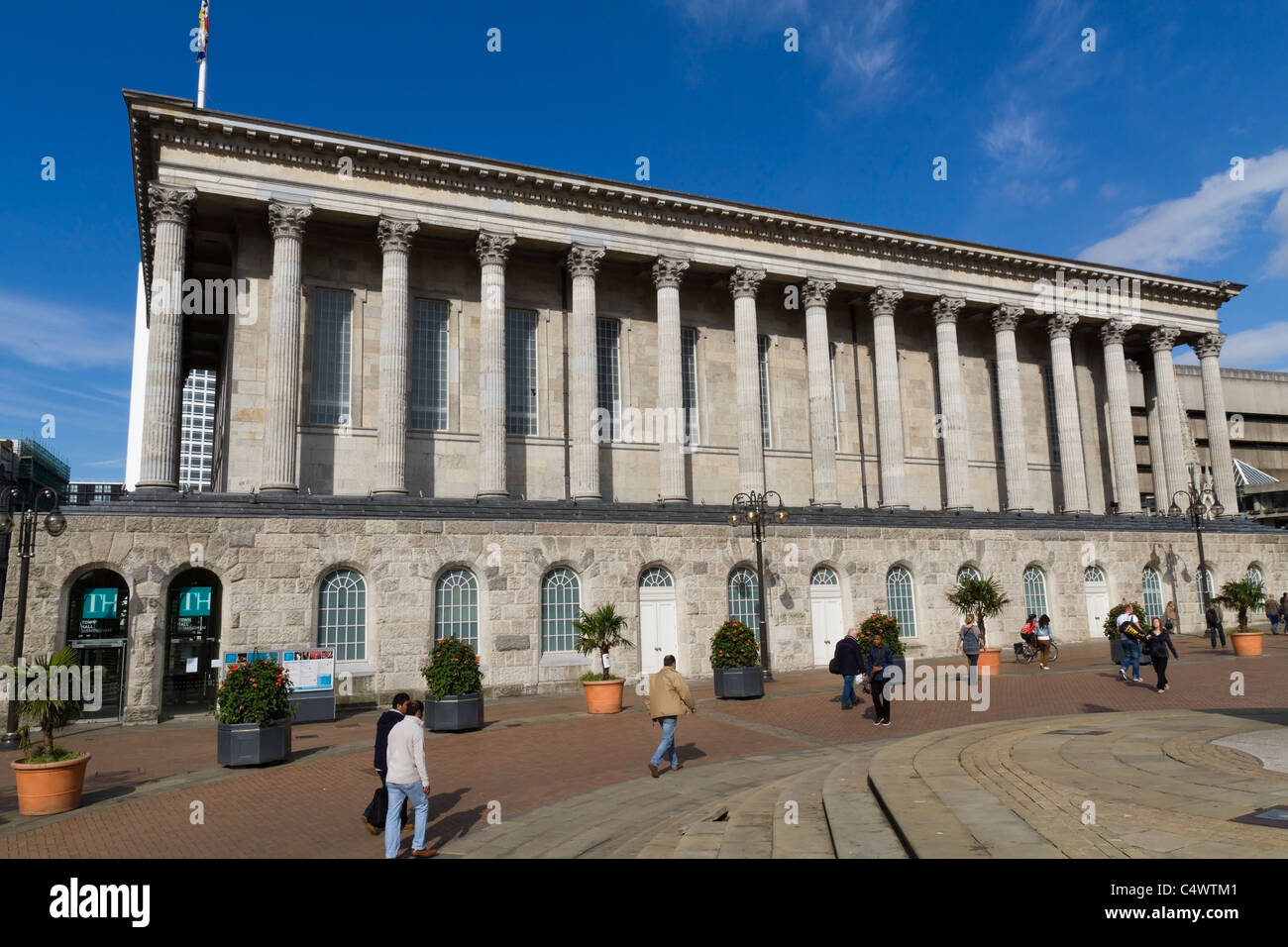 Birmingham town hall hi-res stock photography and images - Alamy