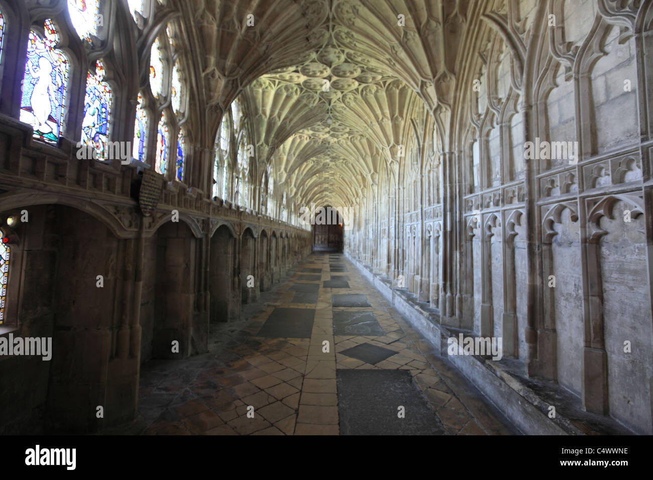 Fan Vaulted Ceiling of the Cloister of Gloucester Cathedral Stock Photo ...