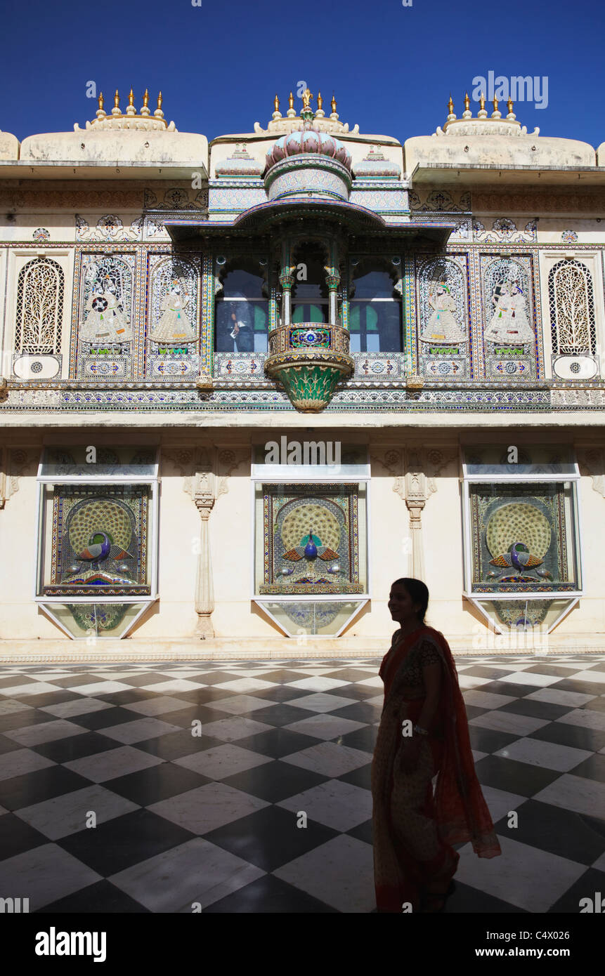 Indian courtyard hi-res stock photography and images - Alamy