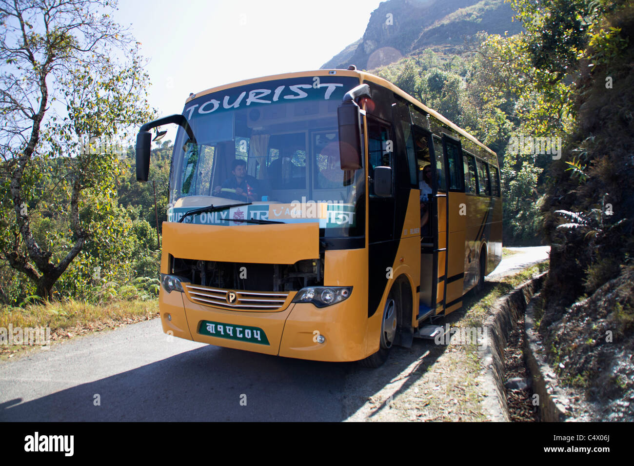 Nepal bus hi-res stock photography and images - Alamy