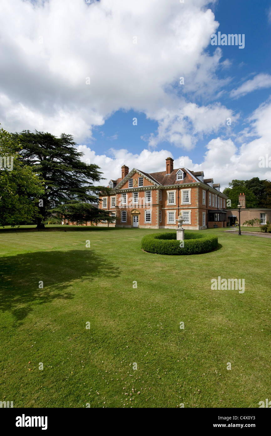 Clopton house hi-res stock photography and images - Alamy