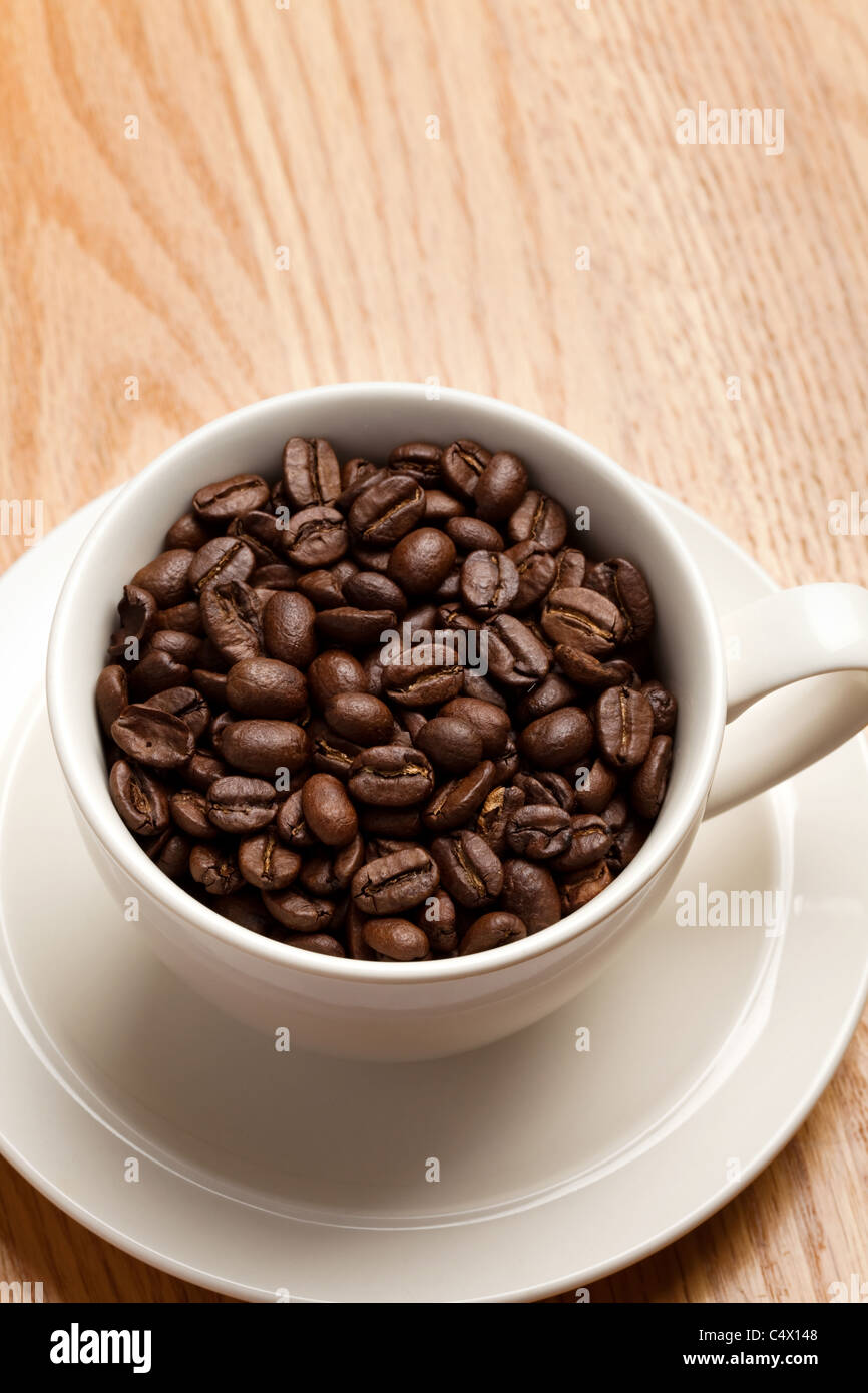 Coffee Bean and cup for background Stock Photo - Alamy