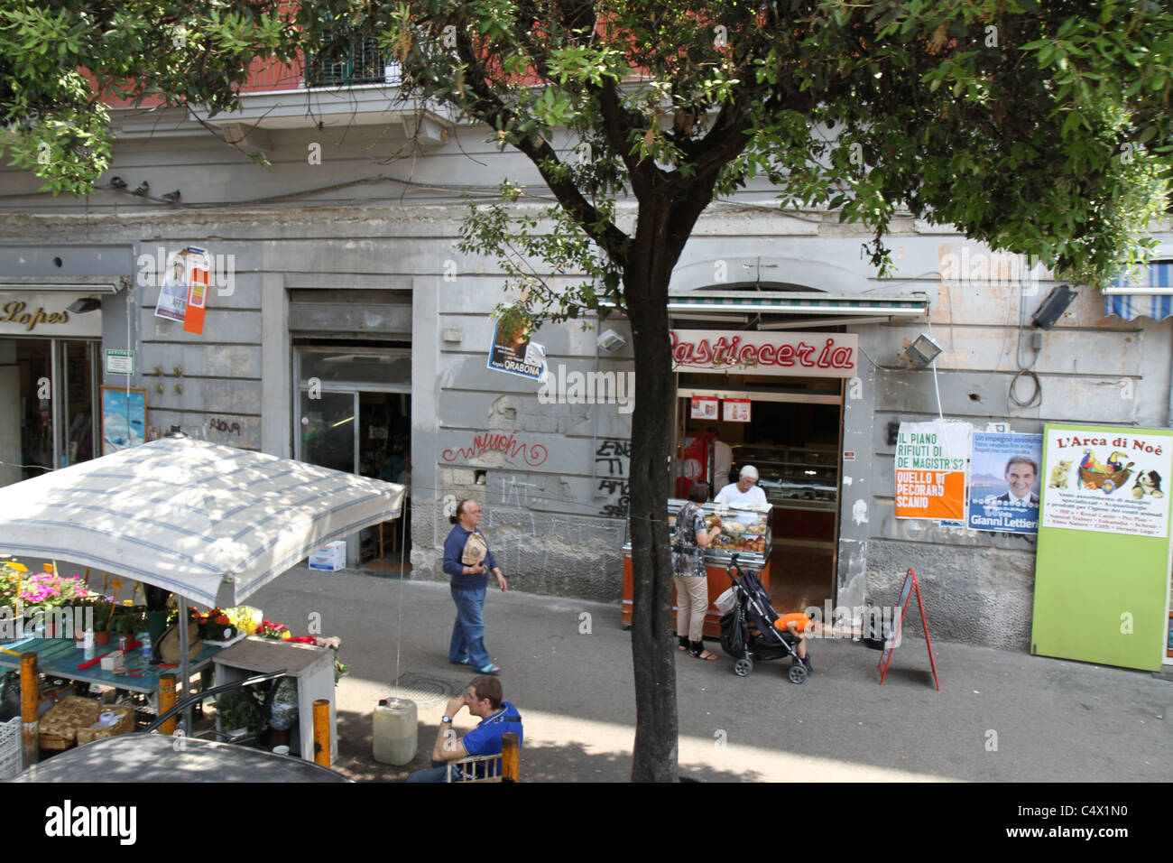 Bakery in Naples, Italy Stock Photo - Alamy
