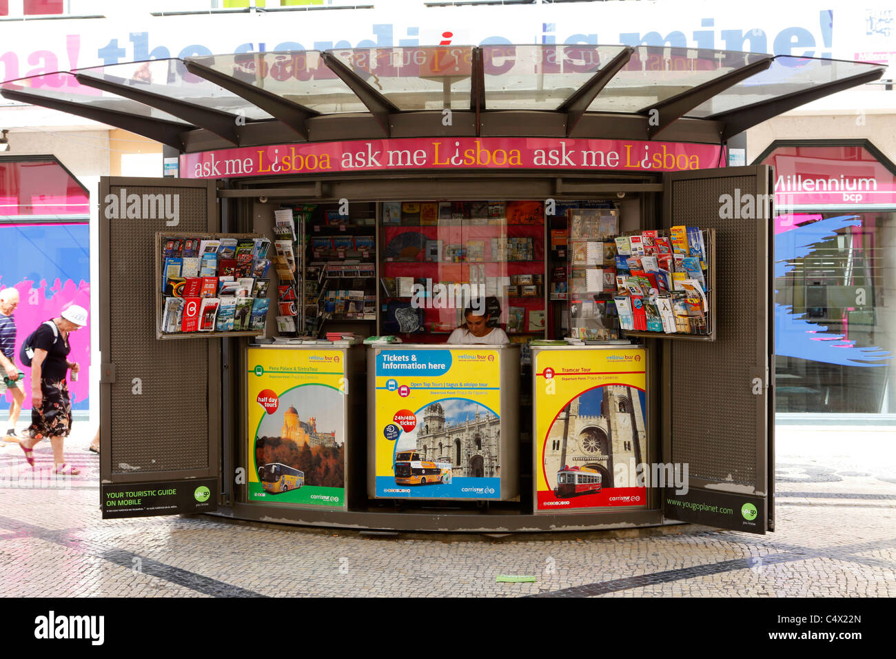 Information Booth Stock Photos & Information Booth Stock Images - Alamy