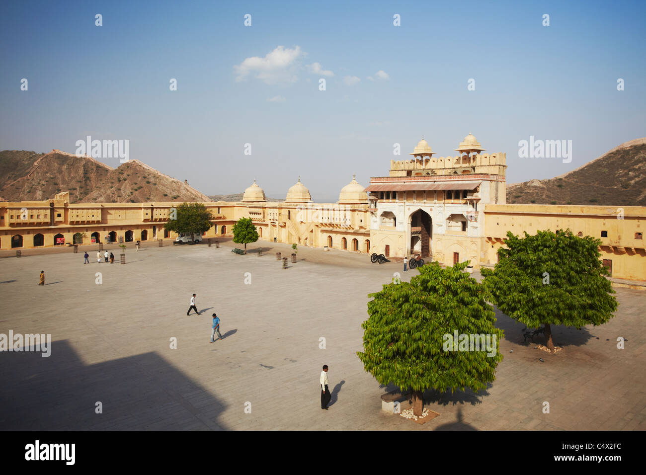 Courtyard of amber fort rajasthan india hi-res stock photography and ...