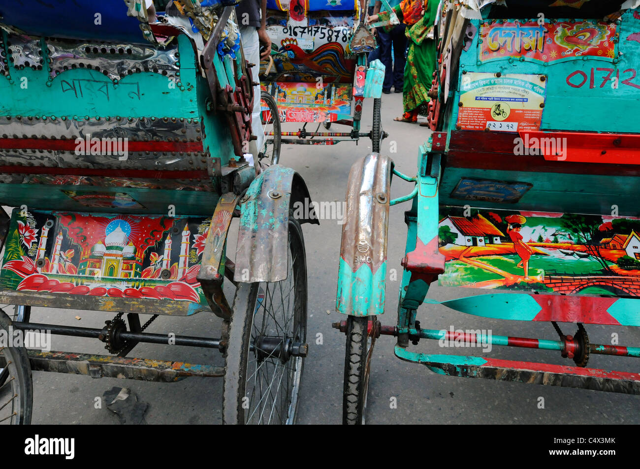 Dhaka rickshaw hi-res stock photography and images - Alamy