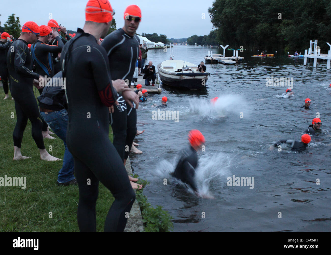 Henley classic swimming hi-res stock photography and images - Alamy