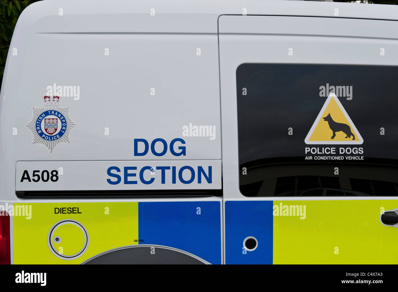 A Ford Connect British Transport Police Dog Van Stock Photo - Alamy