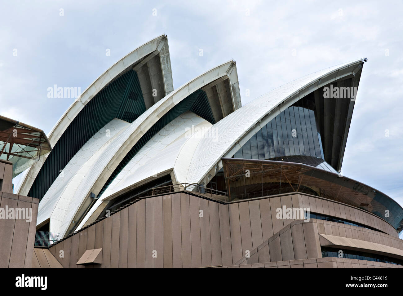 The Beautiful Architectural Curved Lines and Panels of The Sydney Opera ...
