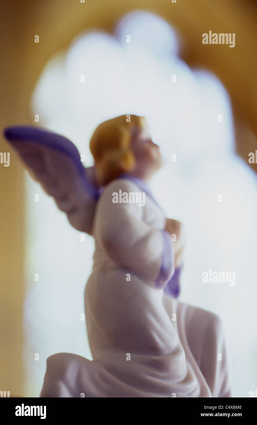 Kneeling prayer hi-res stock photography and images - Alamy