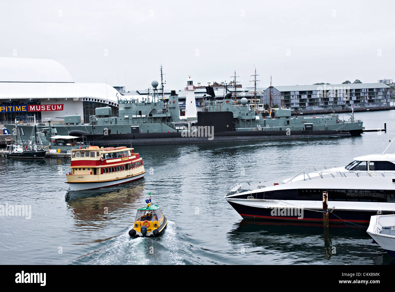Australian naval vessels hi-res stock photography and images - Alamy