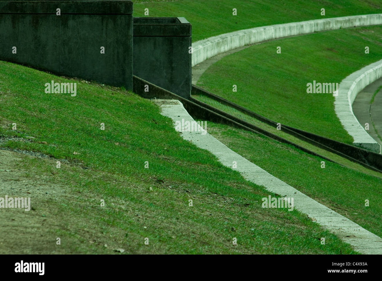 Empty grassy field no people hi-res stock photography and images - Alamy