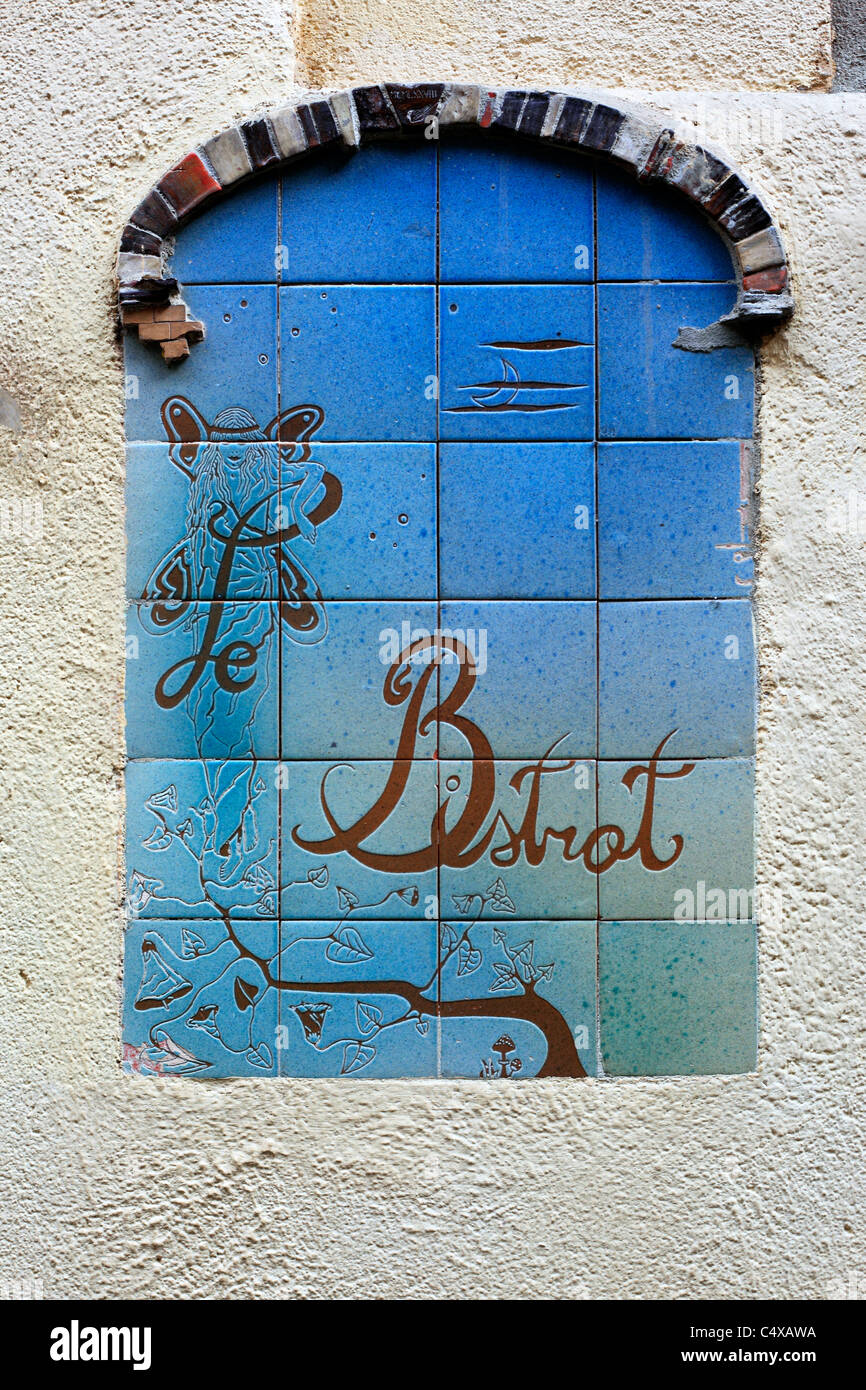 Street cafe sign, Girona, Catalonia, Spain Stock Photo - Alamy