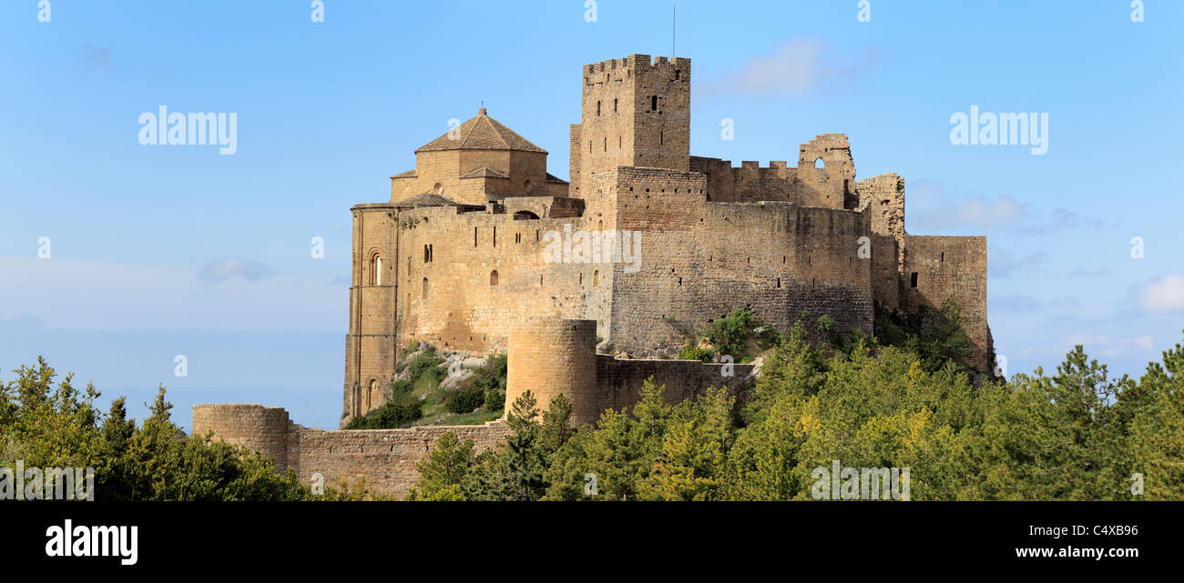 Loarre castle hi-res stock photography and images - Alamy