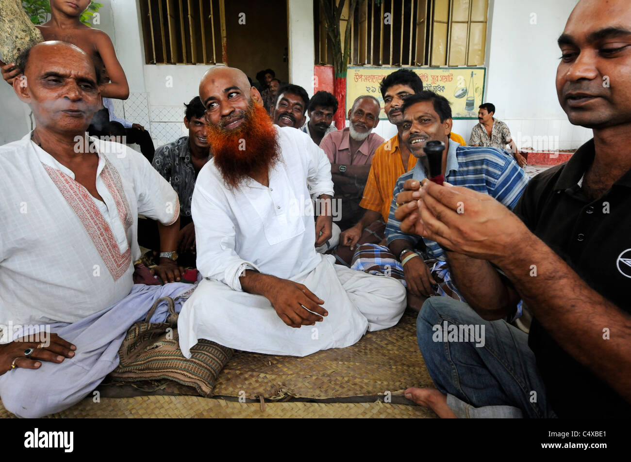 Muslim bengali man hi-res stock photography and images - Alamy