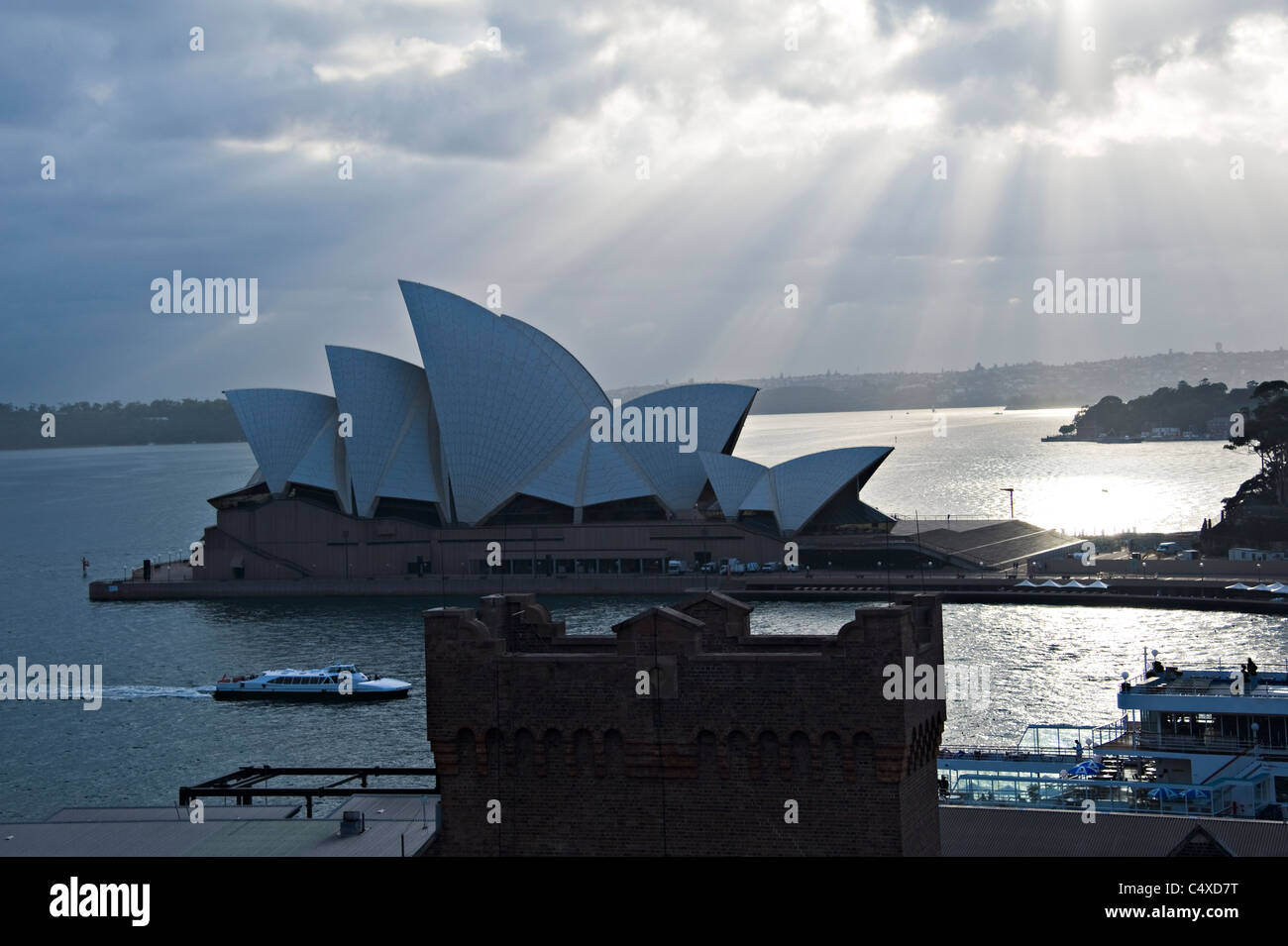 Sydney opera house 1973 hi-res stock photography and images - Alamy