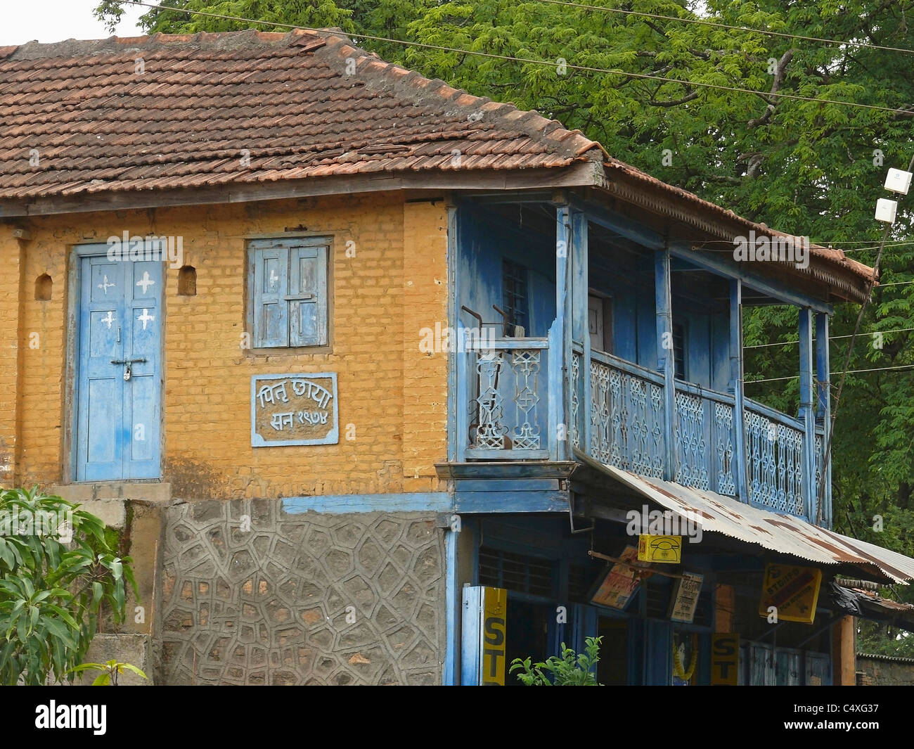 Traditional rural house in a village Stock Photo - Alamy
