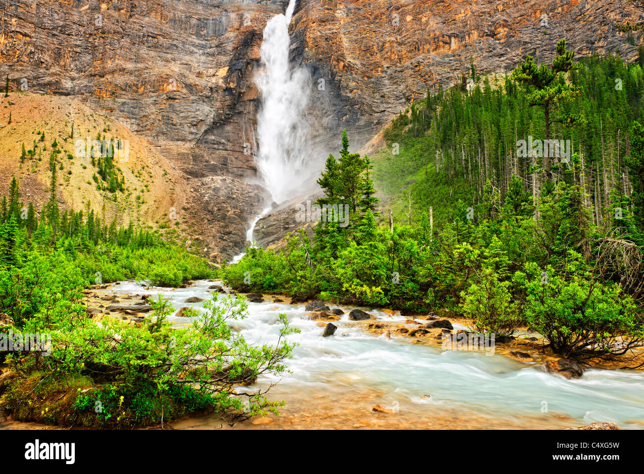 Waterfall in yoho national park hi-res stock photography and images - Alamy