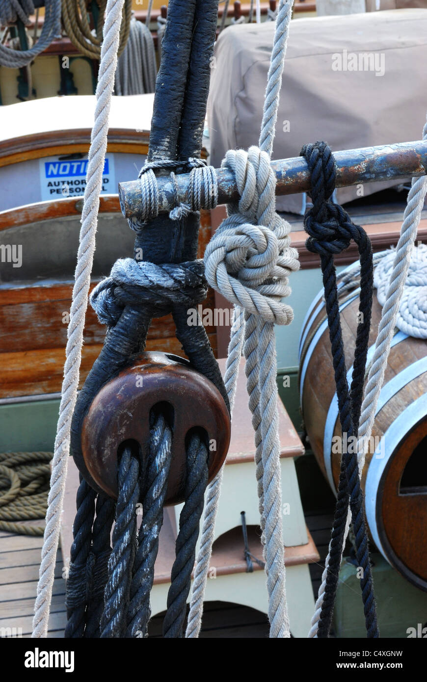 Knots and lashings of the rigging on the "Lynx" tall ship Stock Photo ...