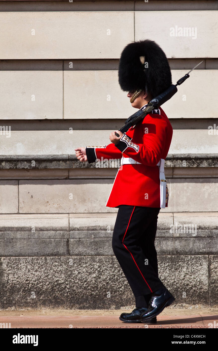 Sentry on guard duty hi-res stock photography and images - Alamy