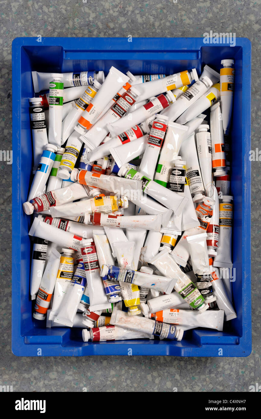 Colour tube paint hi-res stock photography and images - Alamy