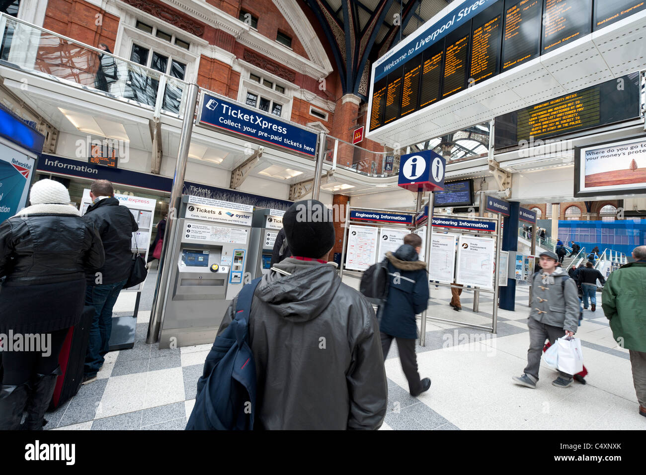Liverpool Street Railway Station London, England, UK Stock Photo - Alamy