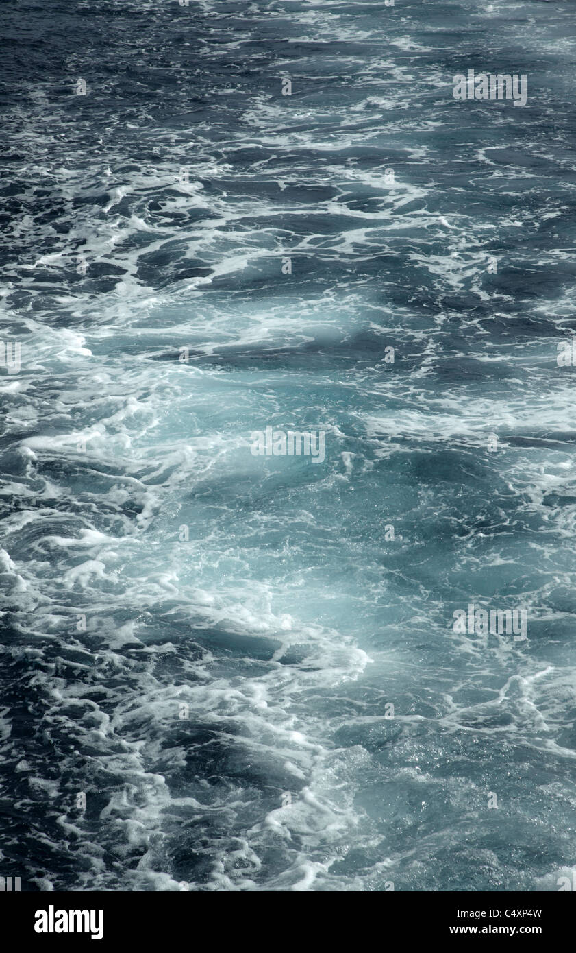 Boat wake ships ship wake hi-res stock photography and images - Alamy