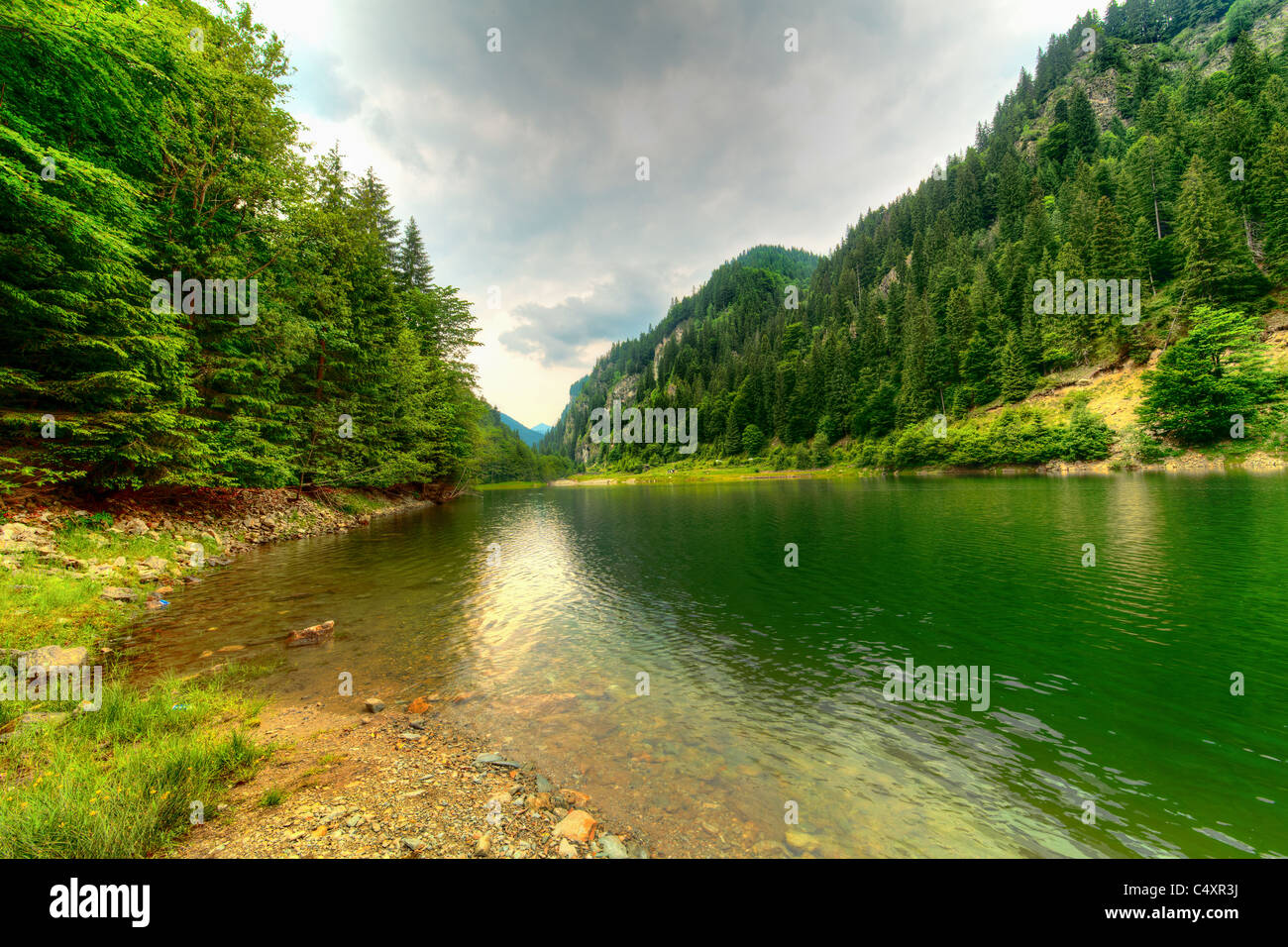 Landscape with Petrimanu Lake in Romanian mountains Stock Photo - Alamy