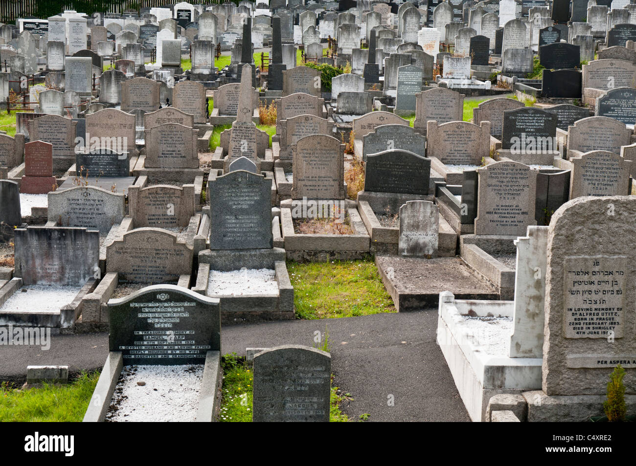 Jewish grave hi-res stock photography and images - Alamy