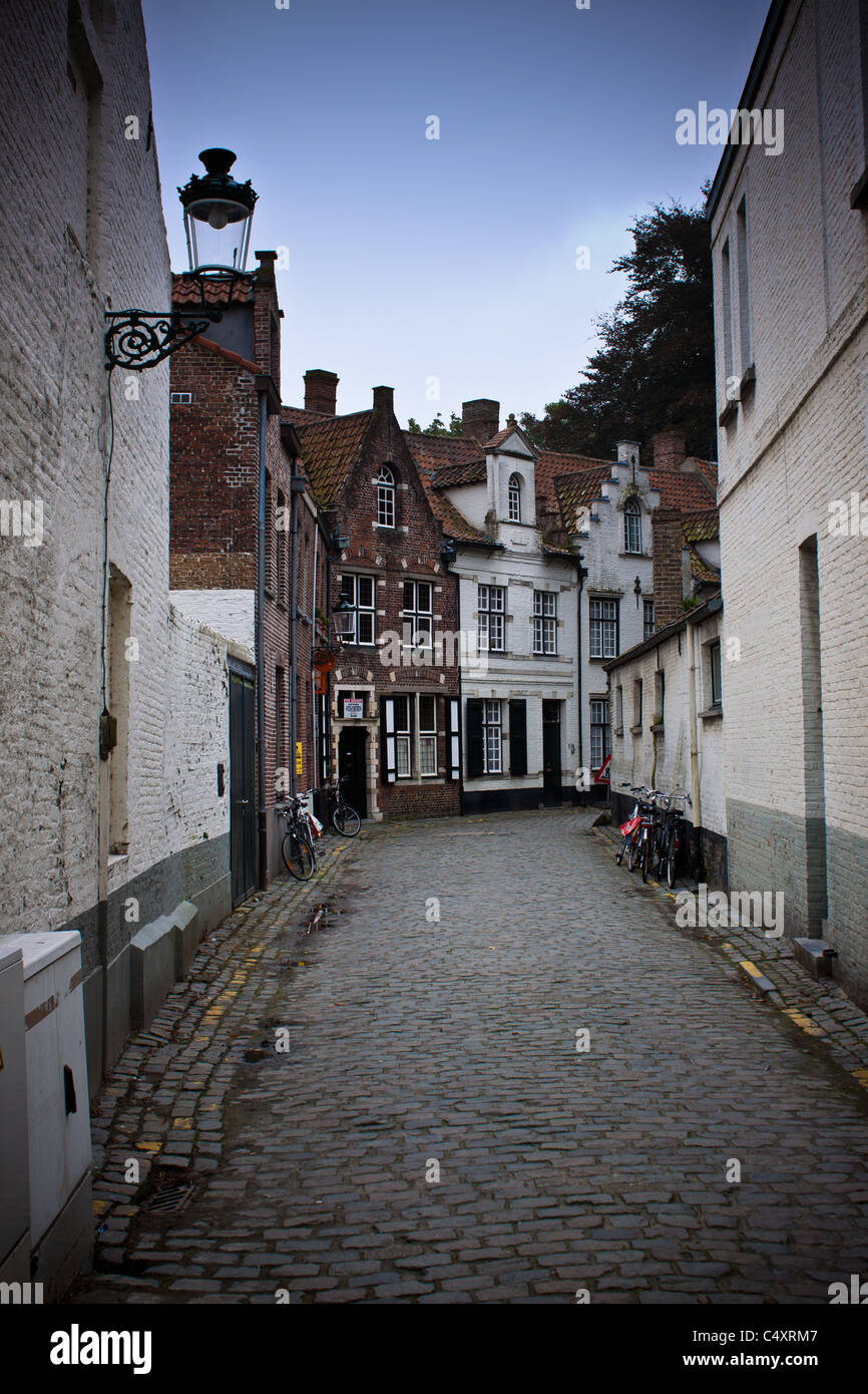 Back streets hi-res stock photography and images - Alamy