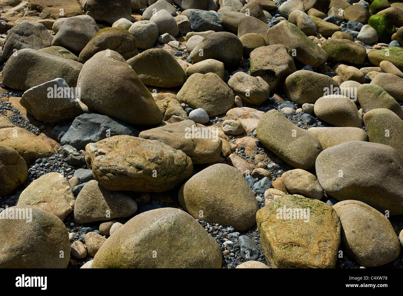 Tide worn rocks hi-res stock photography and images - Alamy
