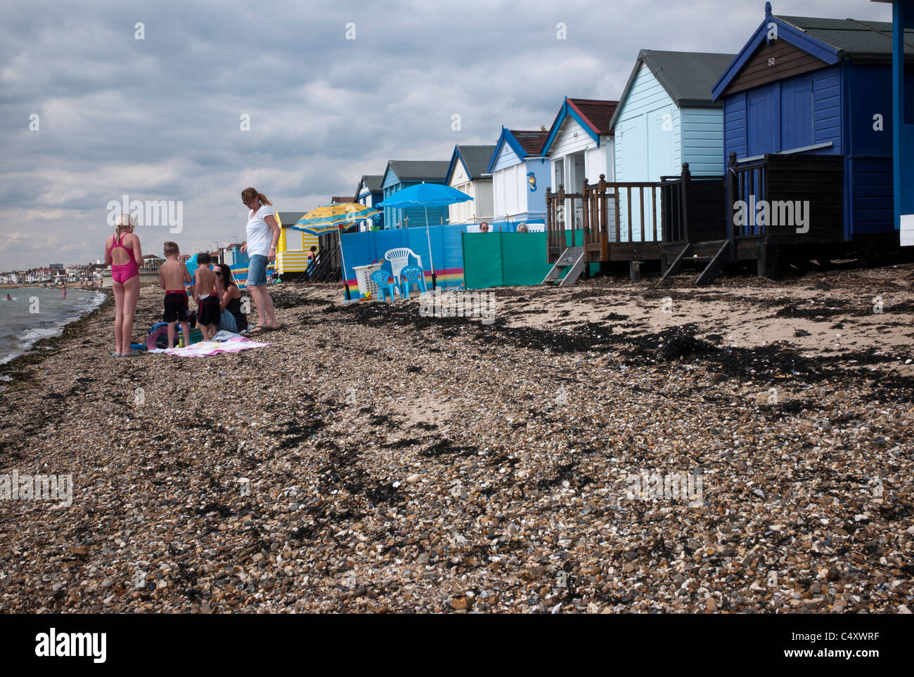 Southend beach huts hi-res stock photography and images - Alamy