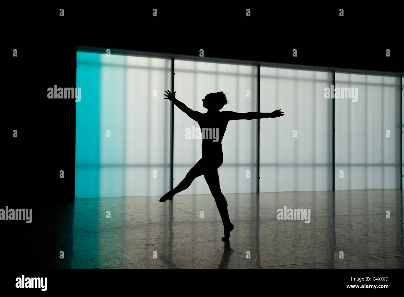 dancer dance studio dancing dancers Stock Photo - Alamy