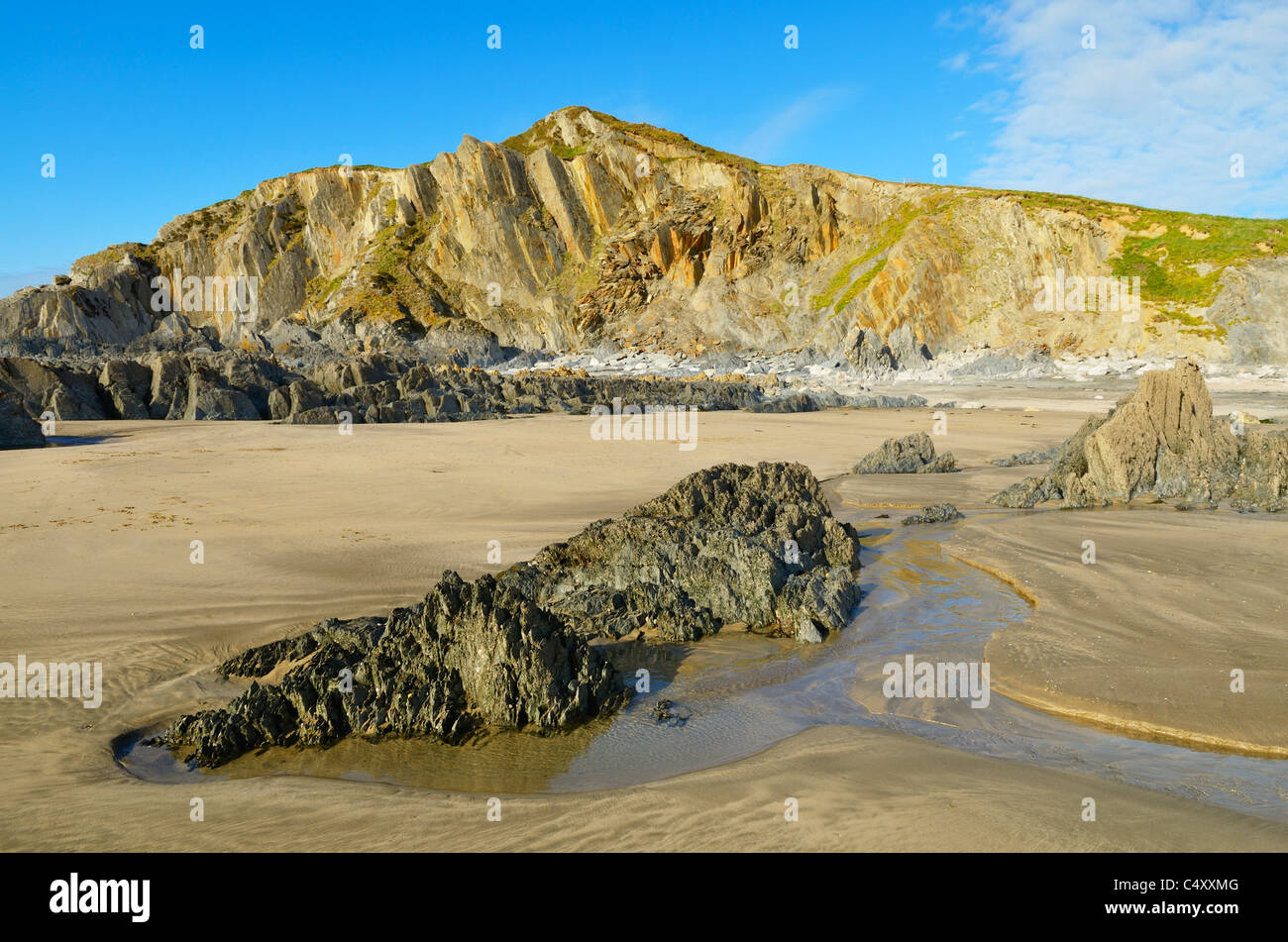 The beach and cliffs at Rockham Bay, Mortehoe, Devon, England Stock ...