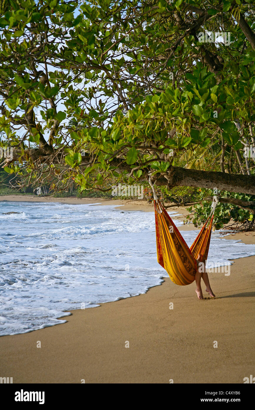 Couple beach puerto rico hi-res stock photography and images - Alamy