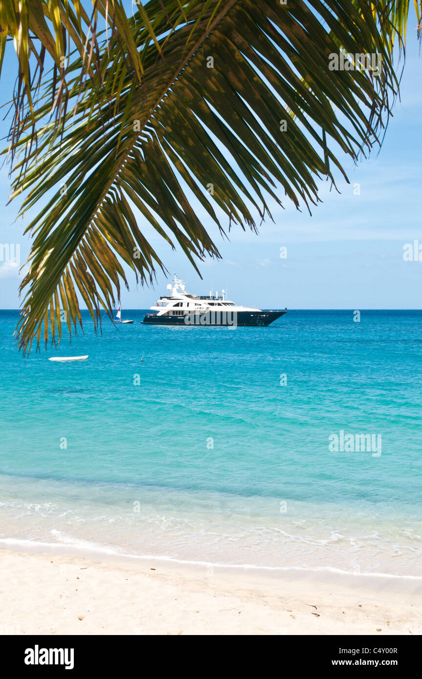 Lower bay beach, bequia hi-res stock photography and images - Alamy