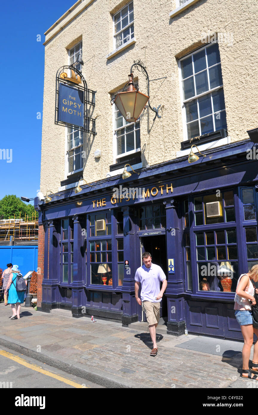 The Gypsy Moth pub Greenwich sailing sailors yachting yacht Stock Photo ...