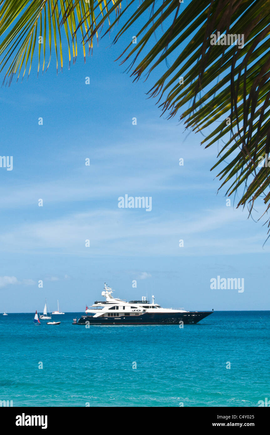 Luxury yacht anchored at Lower Bay Beach, Bequia, St. Vincent & The ...