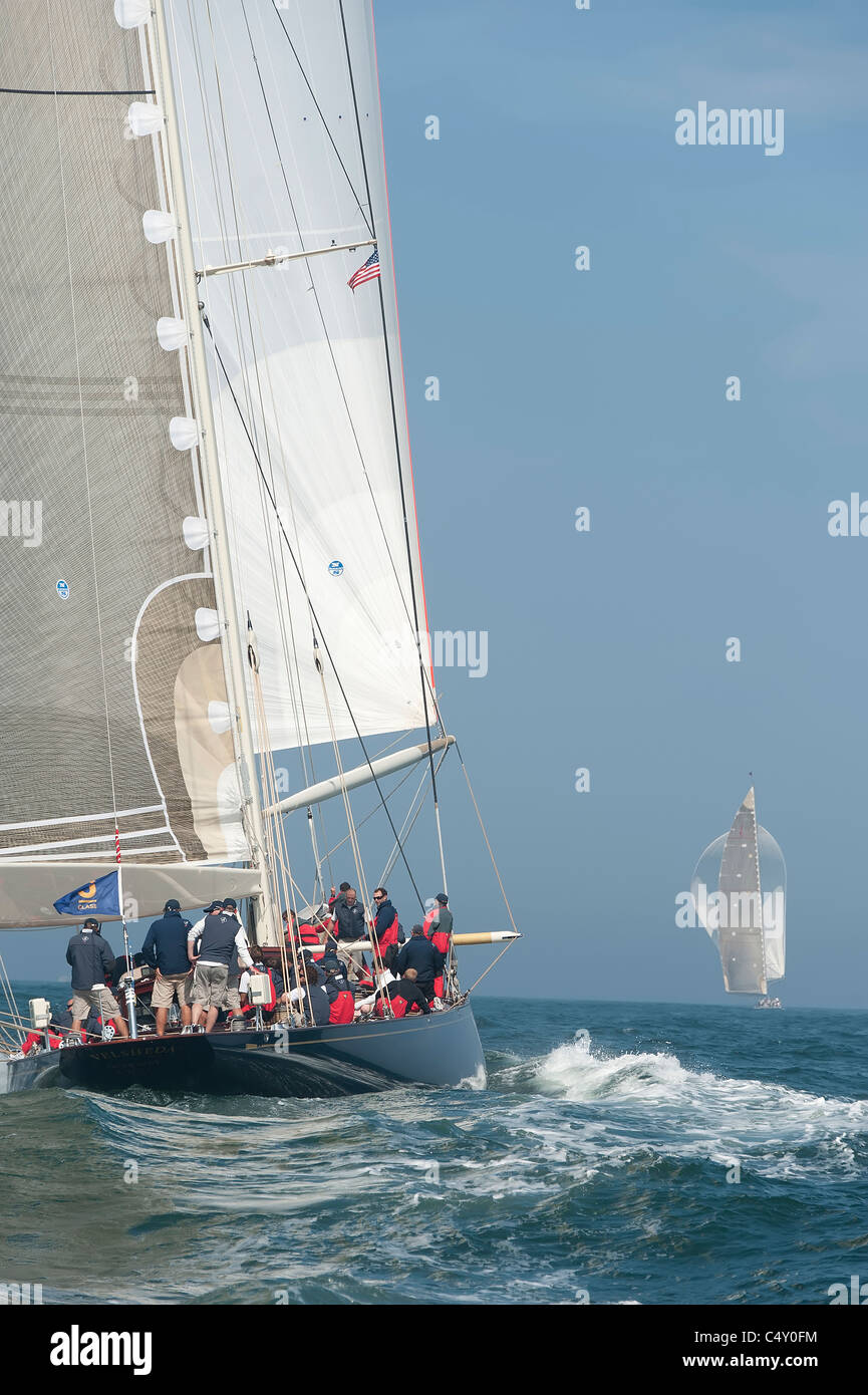 j class yachts racing Stock Photo - Alamy
