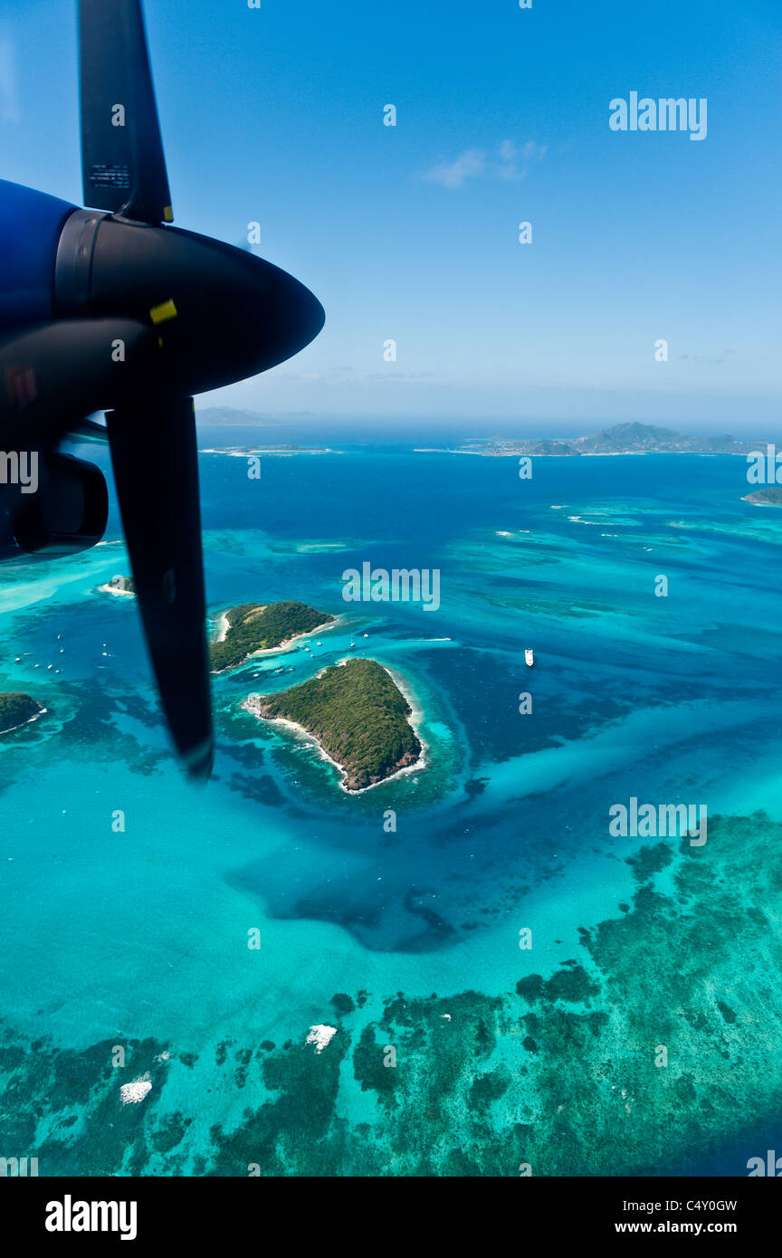 Aerial of Tobago Cays and Mayreau Island, St. Vincent & The Grenadines ...